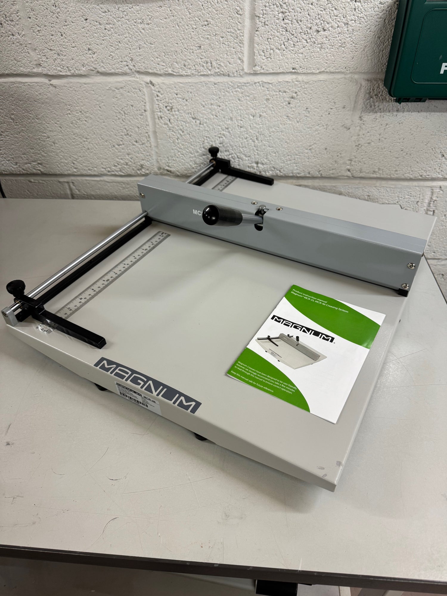 Ex-demo Magnum MCR46 SRA2 Manual Card Creaser – Elmstok Ltd