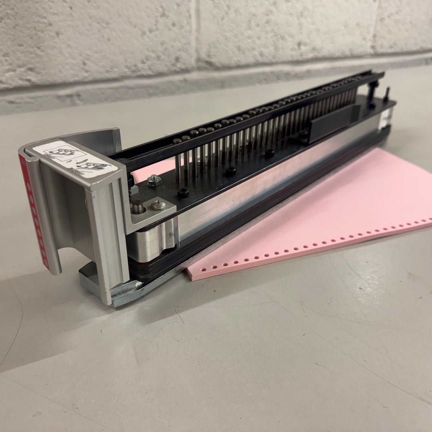 Pre-owned GBC Magnapunch 1.0 3:1 Wire Round Punch Tool Die 7707150 ...