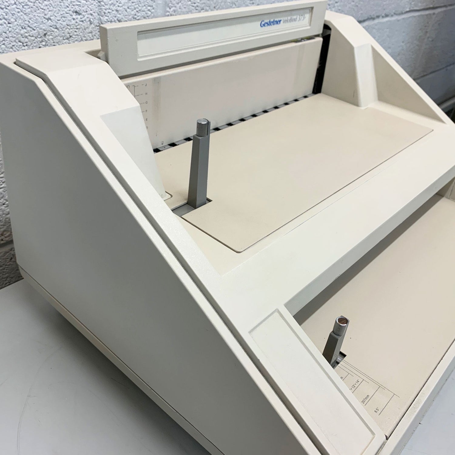Pre-owned Gestetner 373 / GBC Velobind System-3 Strip Binder – Elmstok Ltd